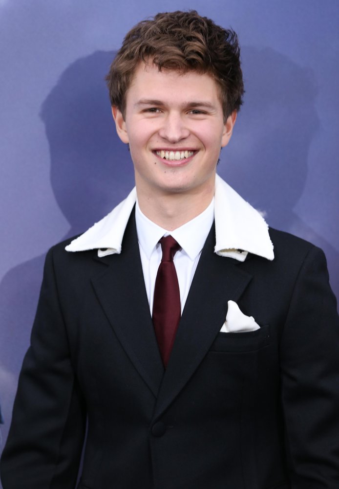 Ansel Elgort Picture 1 - New York Premiere Allegiant - Arrivals