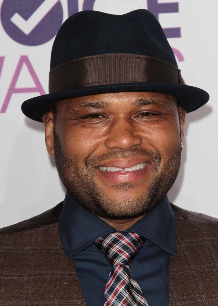 Anthony Anderson Picture 1 - People's Choice Awards 2013 - Red Carpet ...