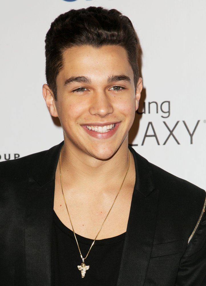 TJ Austin Picture 1 - Universal Music Group's Grammy After Party ...