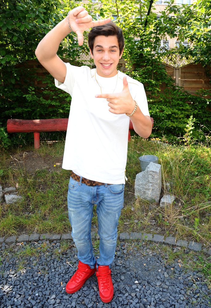 Austin Mahone Picture 208 - Austin Mahone Performing Live