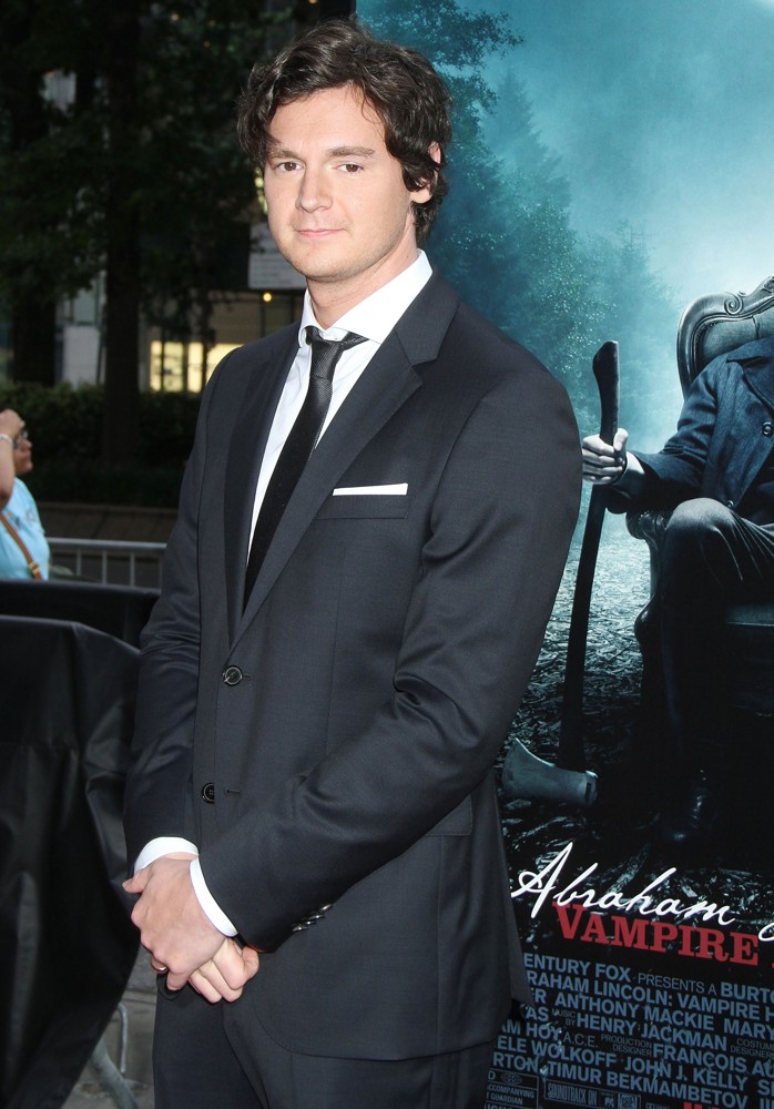 Benjamin Walker Picture 11 - The Premiere of Abraham Lincoln: Vampire ...