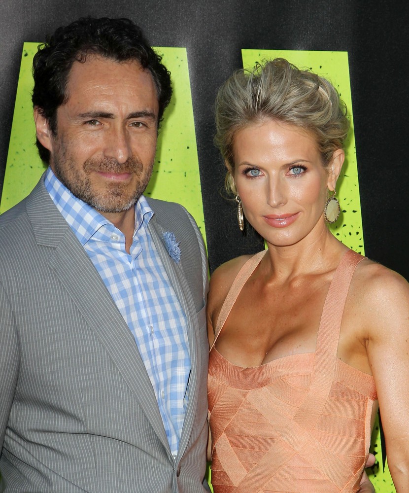 Stefanie Sherk Picture 1 - The Premiere of Savages