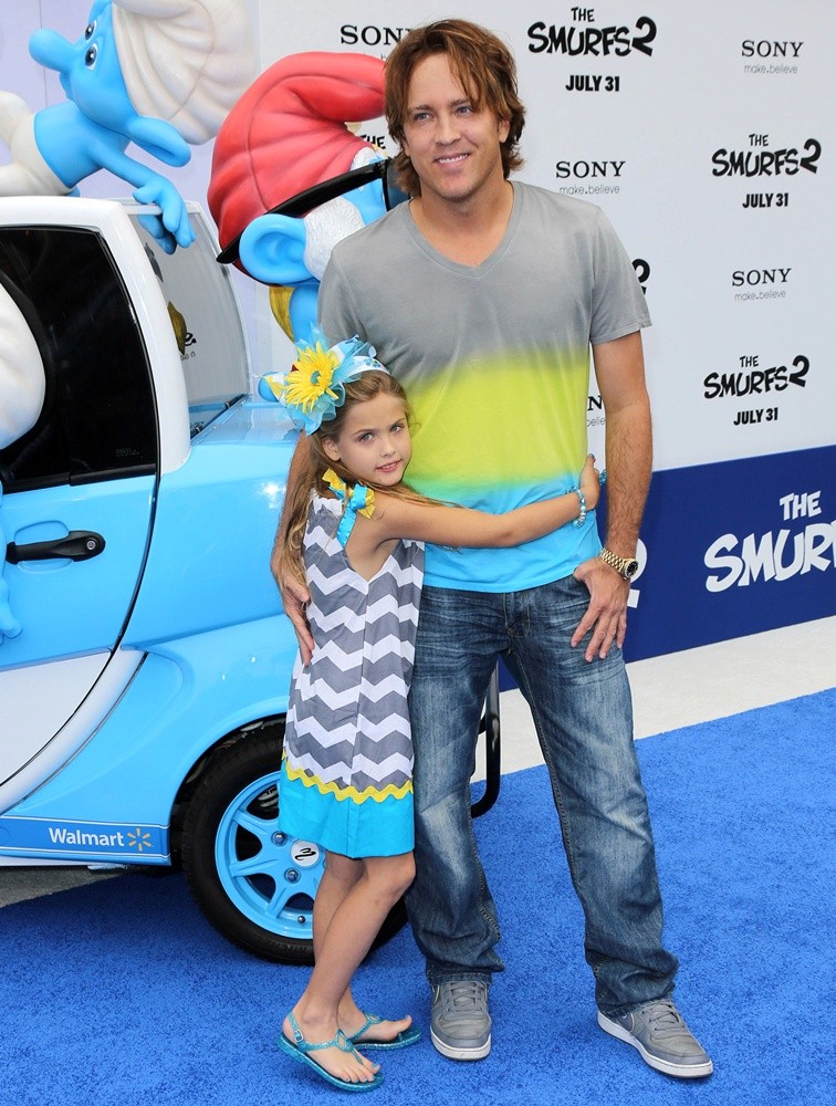 larry birkhead Picture 1 - The Los Angeles Premiere of The Smurfs 2 ...