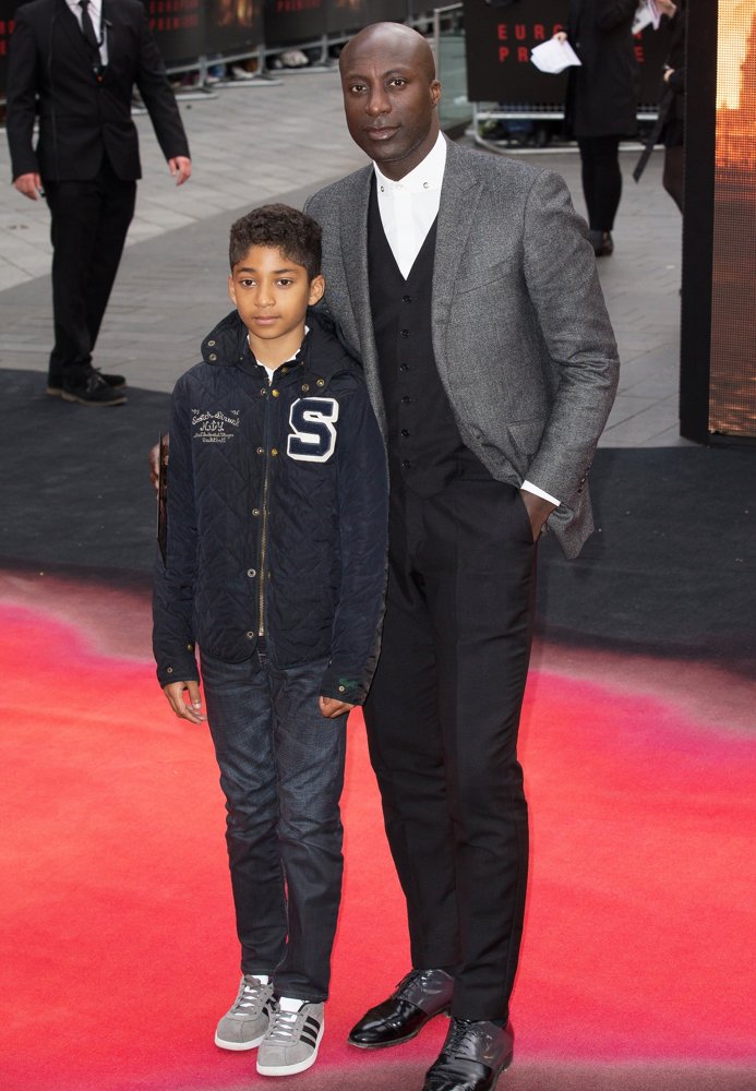 Godzilla (2014) Premiere Photo Gallery and Red Carpet Arrivals Pictures