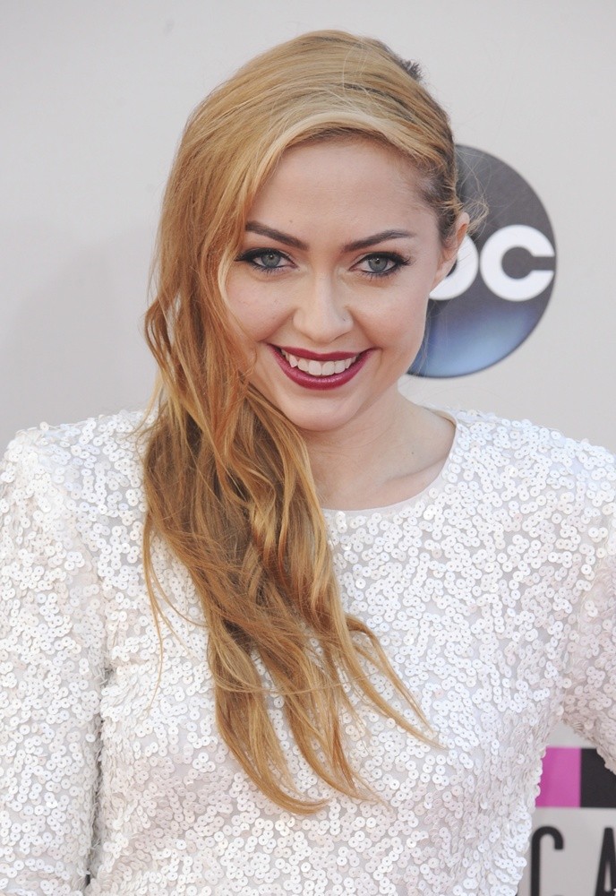 Brandi Cyrus Picture 1 - 2013 American Music Awards - Arrivals