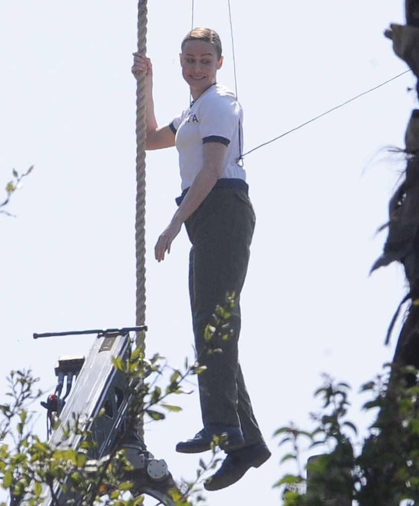 Brie Larson Picture 1 Brie Larson Hangs From A Rope While Filming