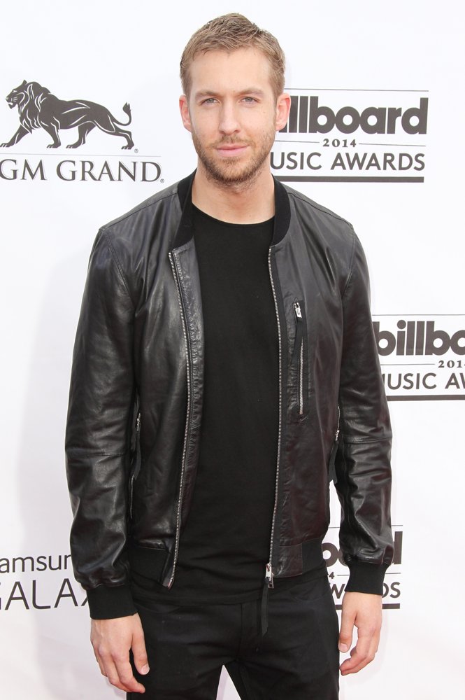 Calvin Harris Picture 1 - 2014 Billboard Music Awards - Red Carpet