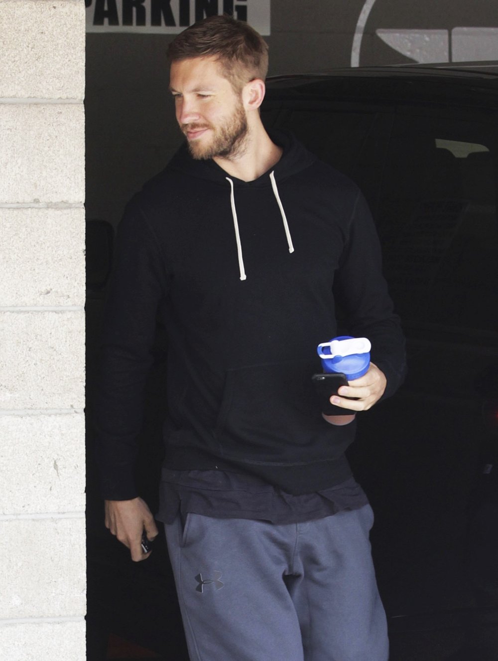 Calvin Harris Picture 1 - Calvin Harris Arriving at The Gym | AceShowbiz