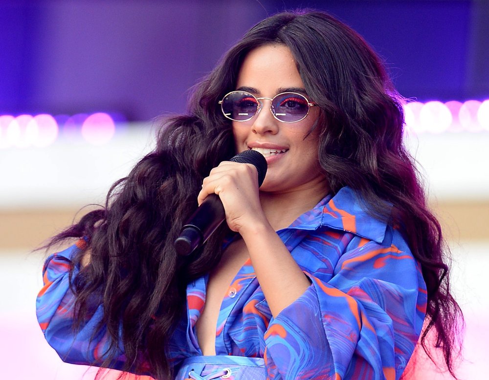 Camila Cabello Pictures with High Quality Photos