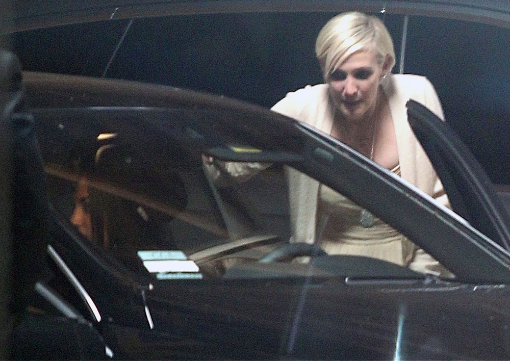 meagan-camper Picture 1 - Ashlee Simpson Chats with Meagan Camper in ...