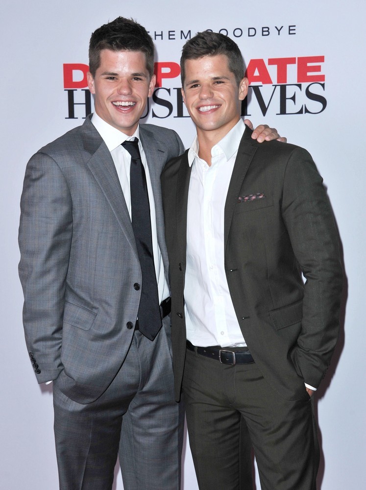 Charlie And Max Carver Cheaper By The Dozen