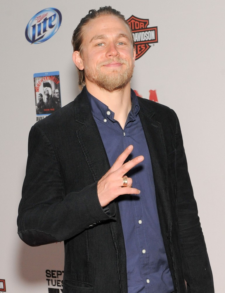 Charlie Hunnam Picture 1 - The Premiere Screening of FX's Sons of ...