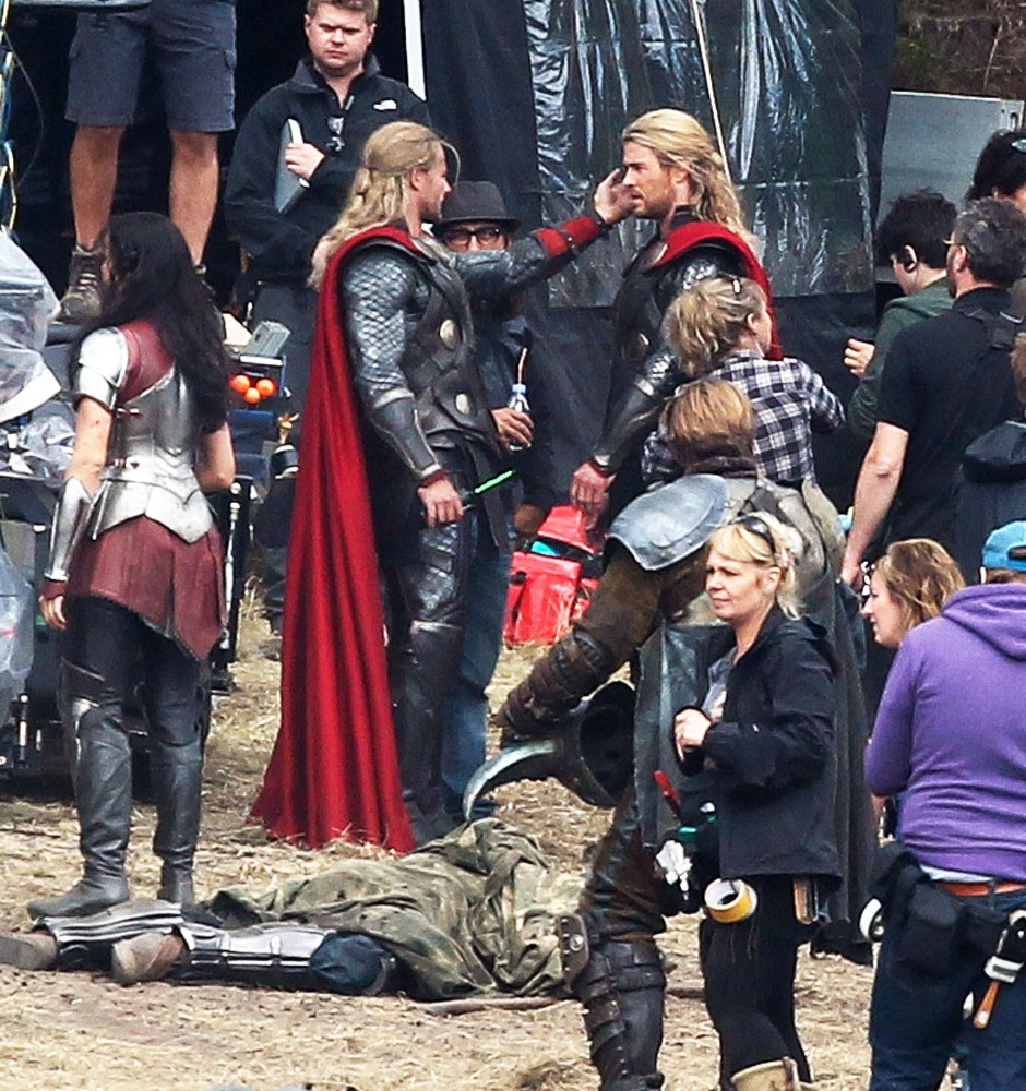 chris-hemsworth Picture 1 - Filming Scenes for The Movie Thor: The Dark ...