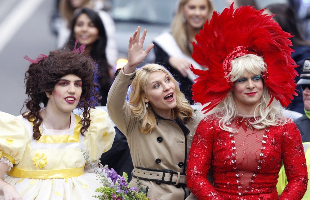 claire-danes Picture 1 - Awards Ceremony of Harvard University's Hasty ...