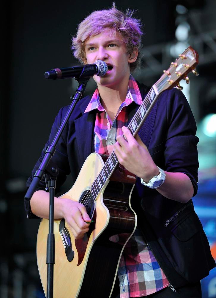 Cody Simpson Picture 10 - Nickelodeon's 2011 Kids Choice Awards