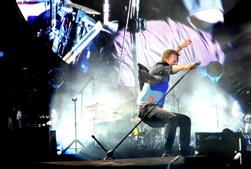Coldplay Picture 46 - Coldplay Perform Live as Part of Their Mylo ...