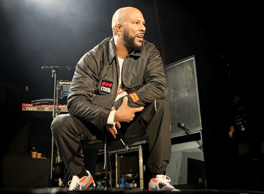 Common Picture 1 - Common Performing at Manchester O2 Ritz