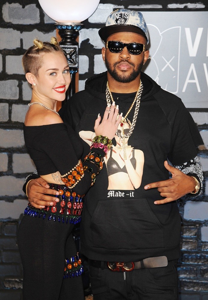 Miley Cyrus Picture 517 - 2013 MTV Video Music Awards - Arrivals