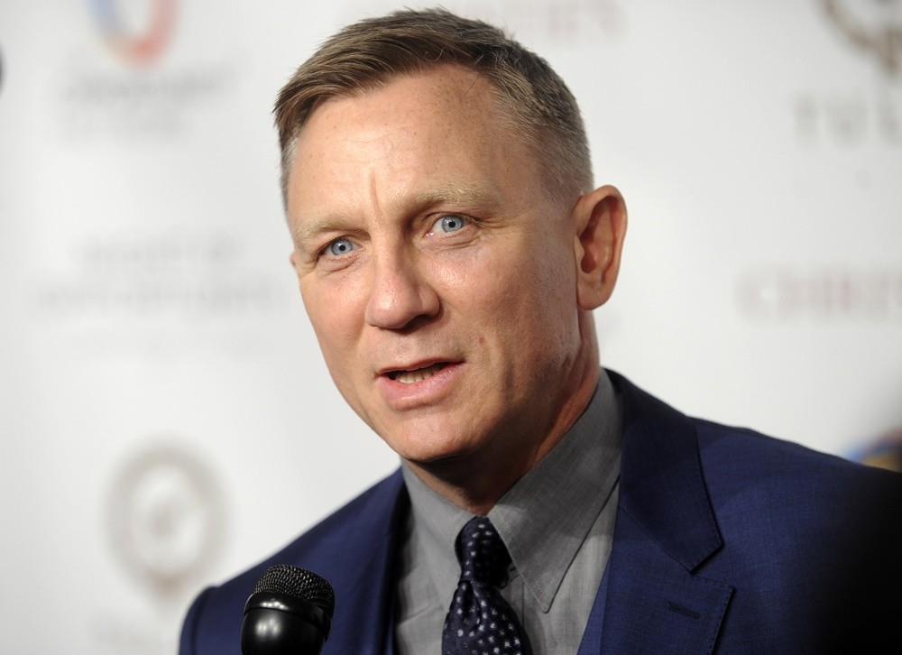 Daniel Craig Pictures, Latest News, Videos.