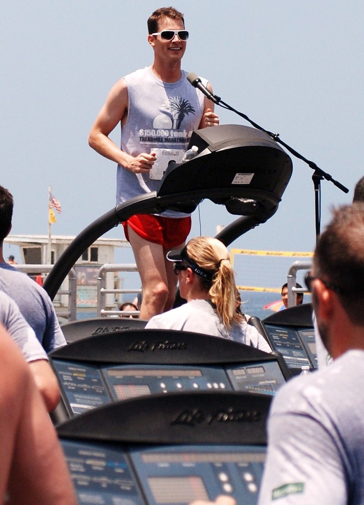 Daniel Tosh Picture 11 - Daniel Tosh Hosts A Treadmill Marathon