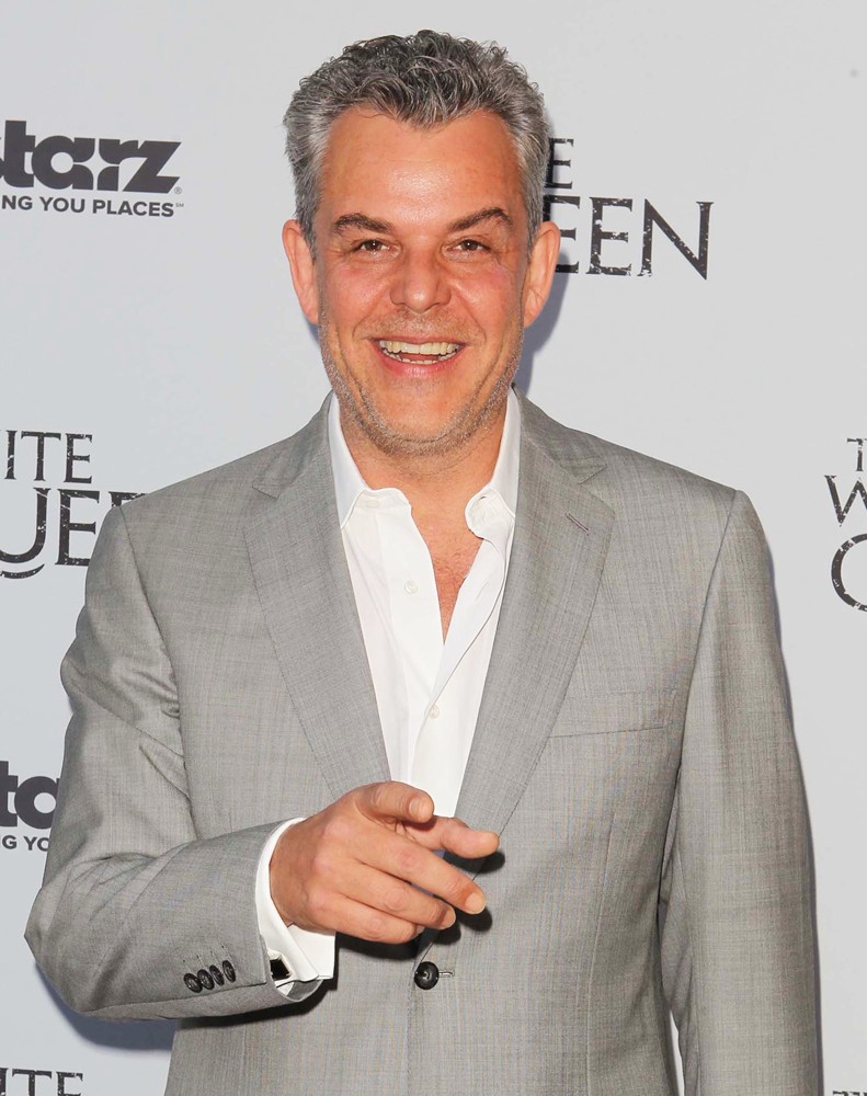 danny huston Picture 1 - Cocktails with The Queen - The British ...