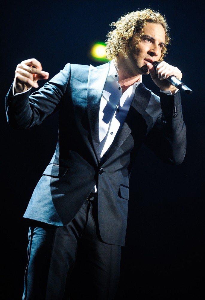 David Bisbal Picture 6 - David Bisbal Performs