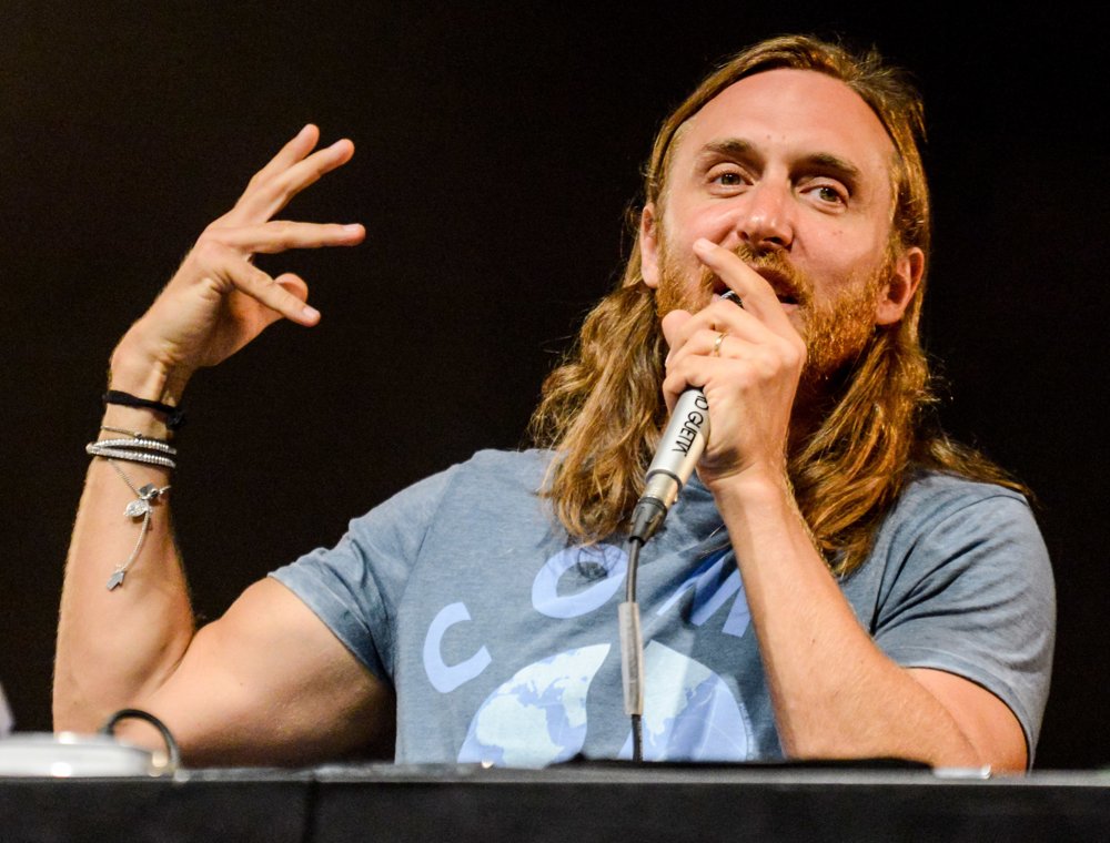 david-guetta Picture 1 - David Guetta Performing Live