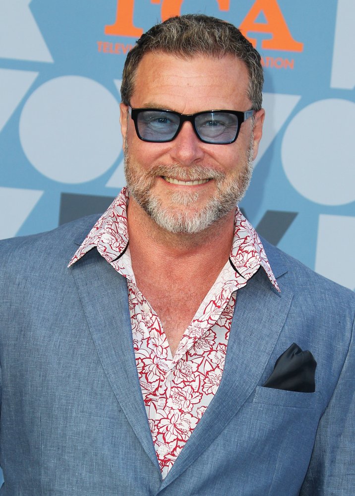 Dean McDermott Pictures, Latest News, Videos.
