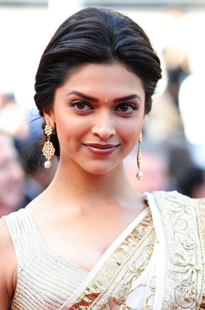 Deepika Padukone Picture 1 - 2010 Cannes International Film Festival ...