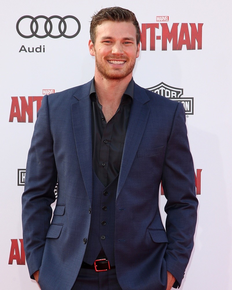 Derek Theler Picture 41 - Premiere of Marvel's Ant-Man - Red Carpet ...