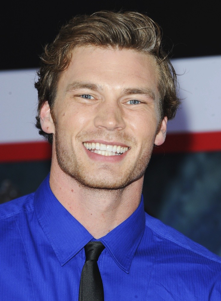 Derek Theler Picture 1 - Iron Man 3 Los Angeles Premiere - Arrivals