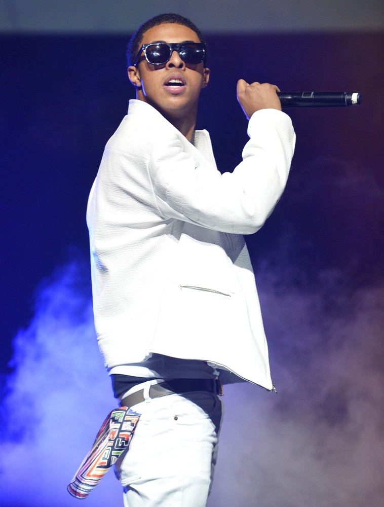 Diggy Simmons Picture 1 - Diggy Simmons Performs Scream Tour with The ...