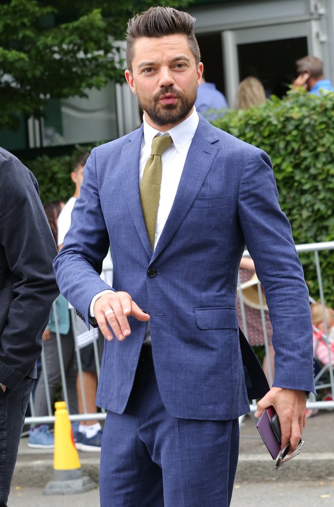 Dominic Cooper Pictures with High Quality Photos
