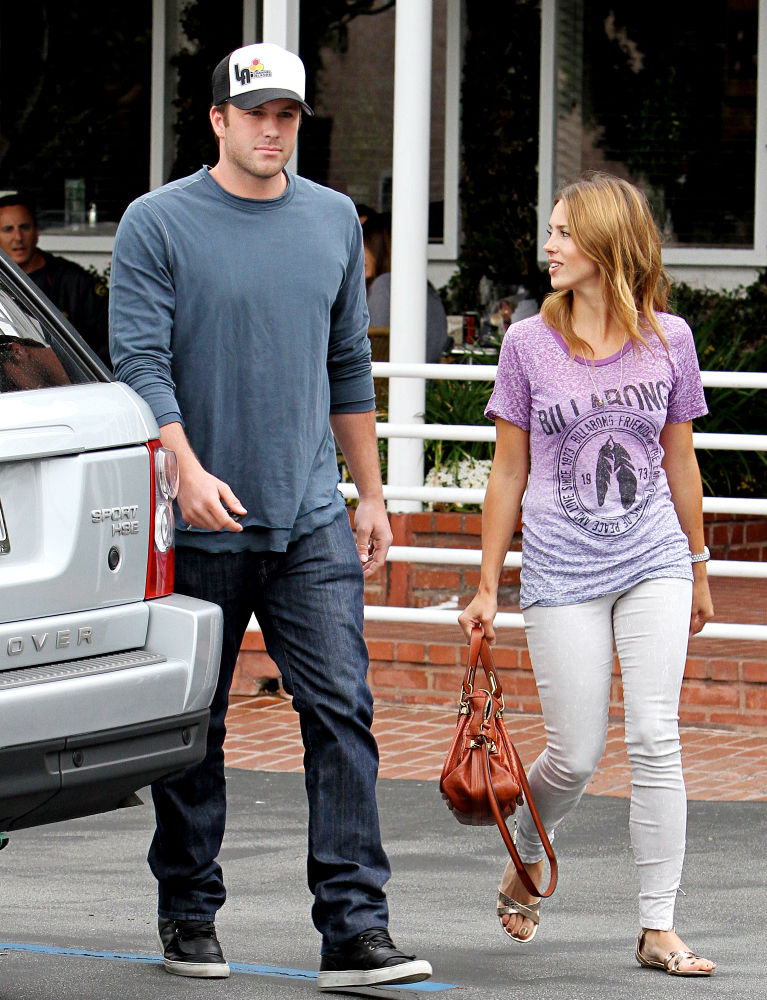 Doug Reinhardt Snapped Shopping With New Girlfriend