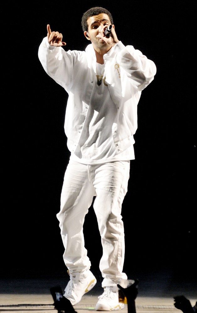Drake Picture 1 - Drake Performs During The 2012 OVO Fest