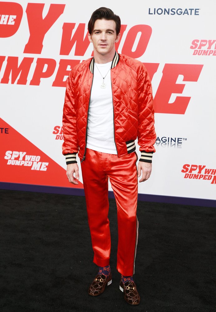 Drake Bell Pictures with High Quality Photos