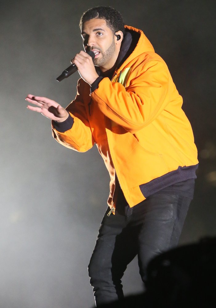Drake Picture 1 - Coachella 2015 - Day 3 - Performances | AceShowbiz