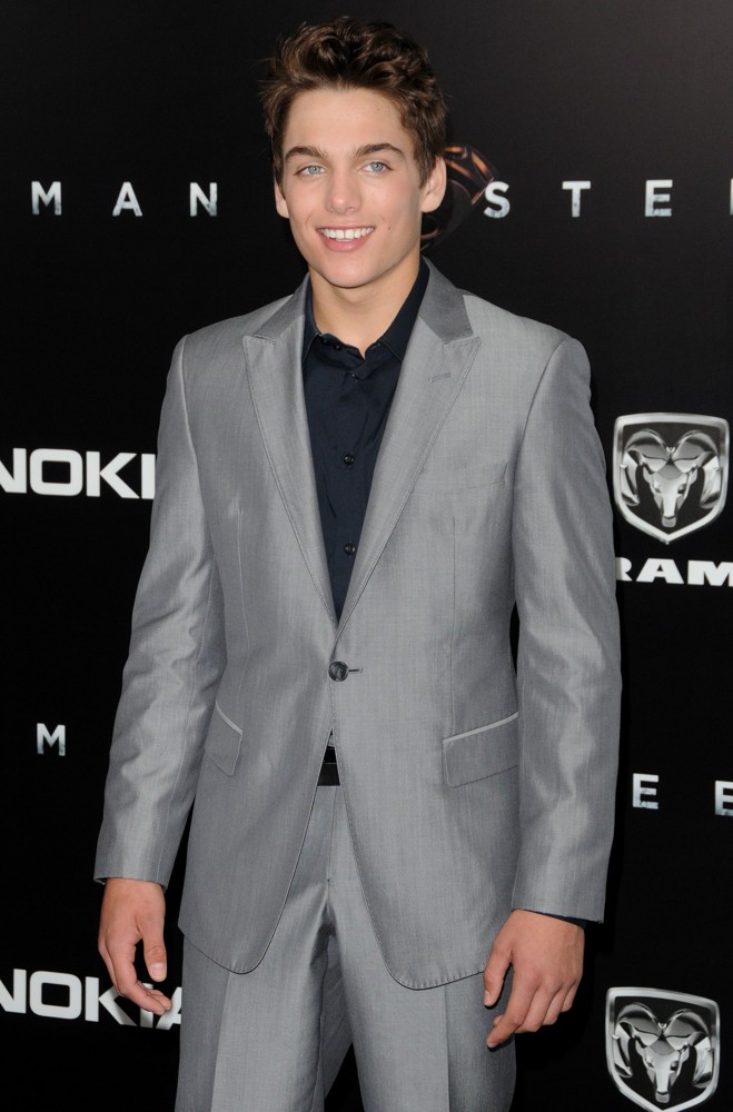 Dylan Sprayberry Picture 1 - World Premiere of Man of Steel - Arrivals