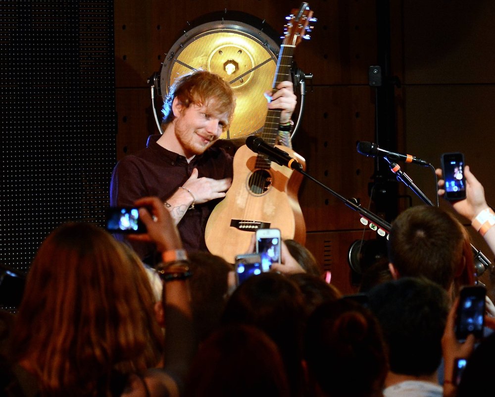 ed-sheeran Picture 1 - Ed Sheeran Performs an Intimate Gig for 2FM ...