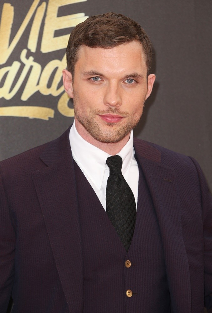 White actors usually never do it for me but... | Page 2 | Lipstick Alley