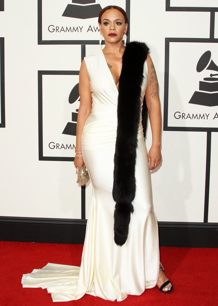 Faith Evans Picture 1 - 58th Annual GRAMMY Awards - Arrivals