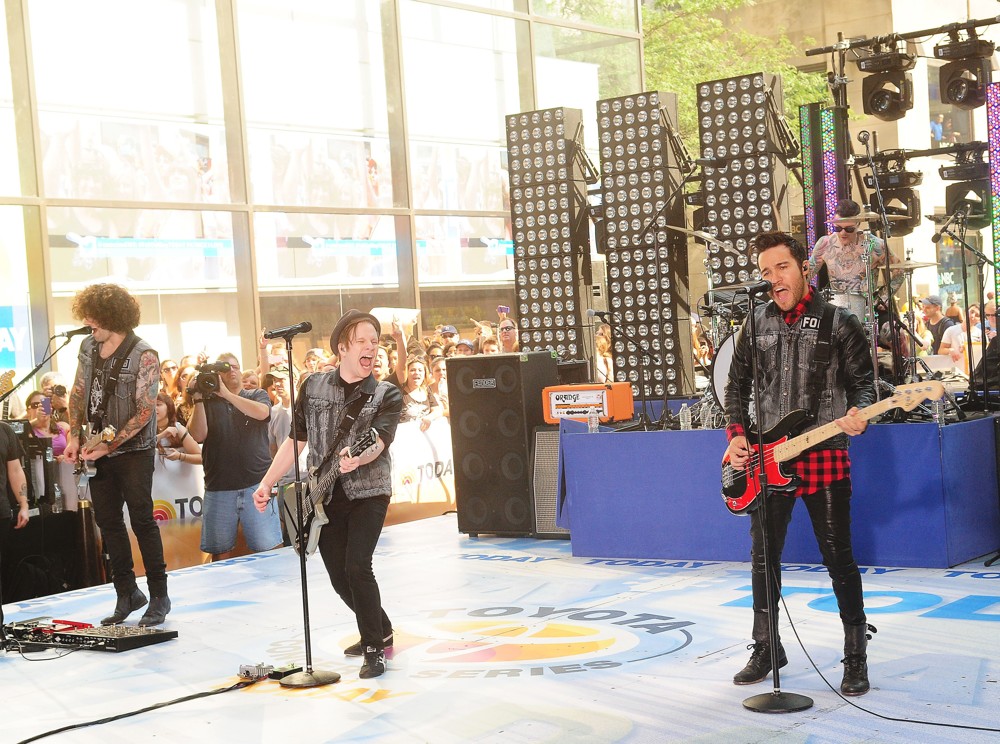 Fall Out Boy Picture 1 - Fall Out Boy Perform Live as Part of The ...