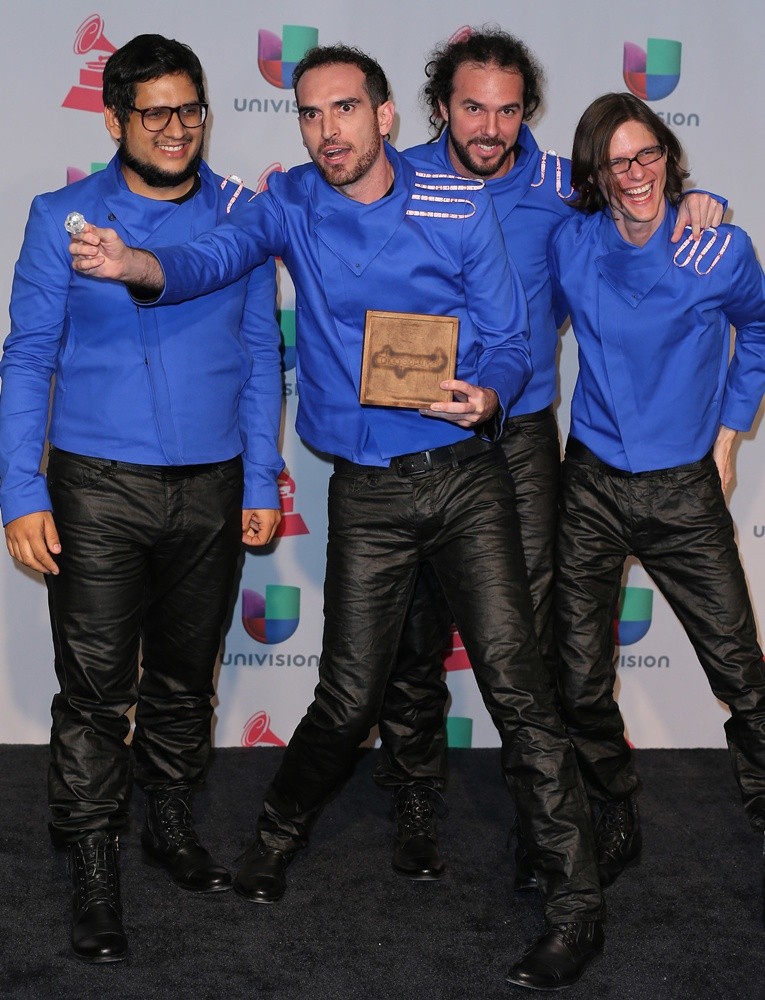Famasloop Picture 1 - The Latin Grammys 2013