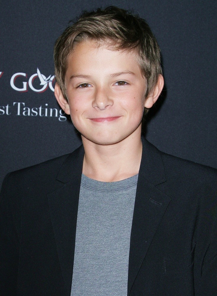 Finley Jacobsen Picture 1 - Los Angeles Premiere of Olympus Has Fallen