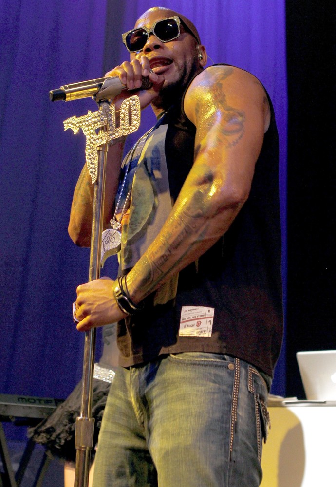 Flo Rida Picture 72 - Flo Rida Performs Live at The Bay Street Grand ...