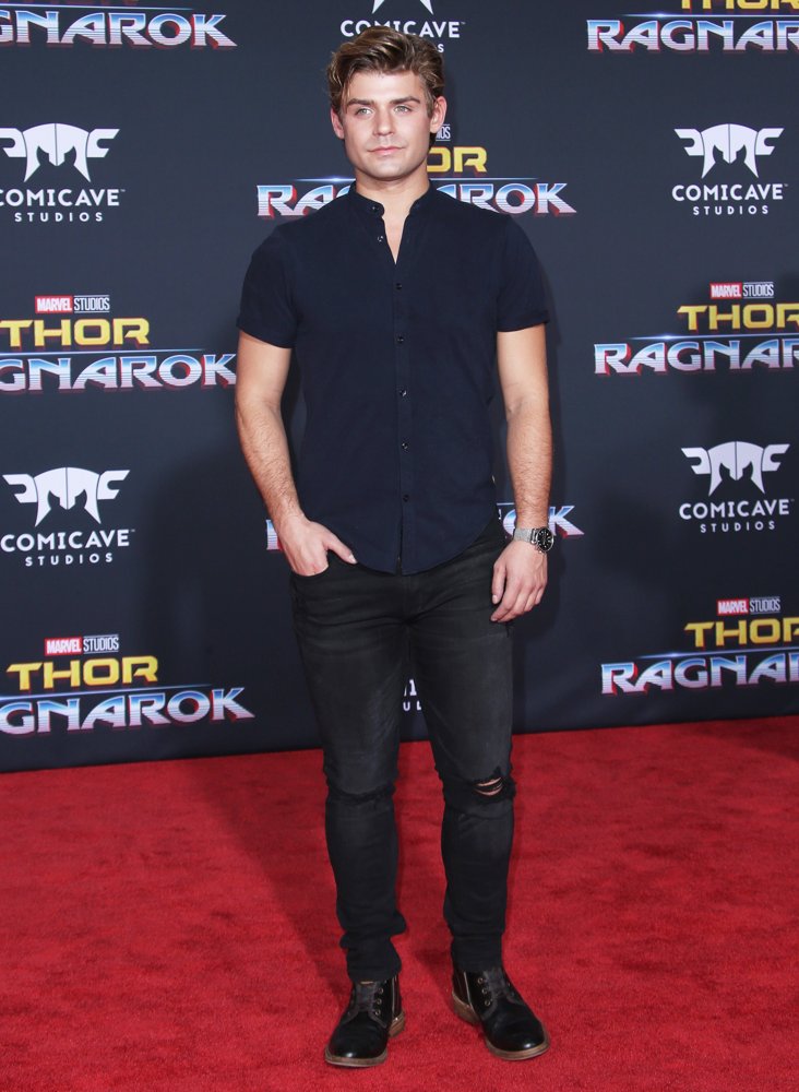 Thor:Ragnarok Picture 1 - World Premiere of Thor: Ragnarok