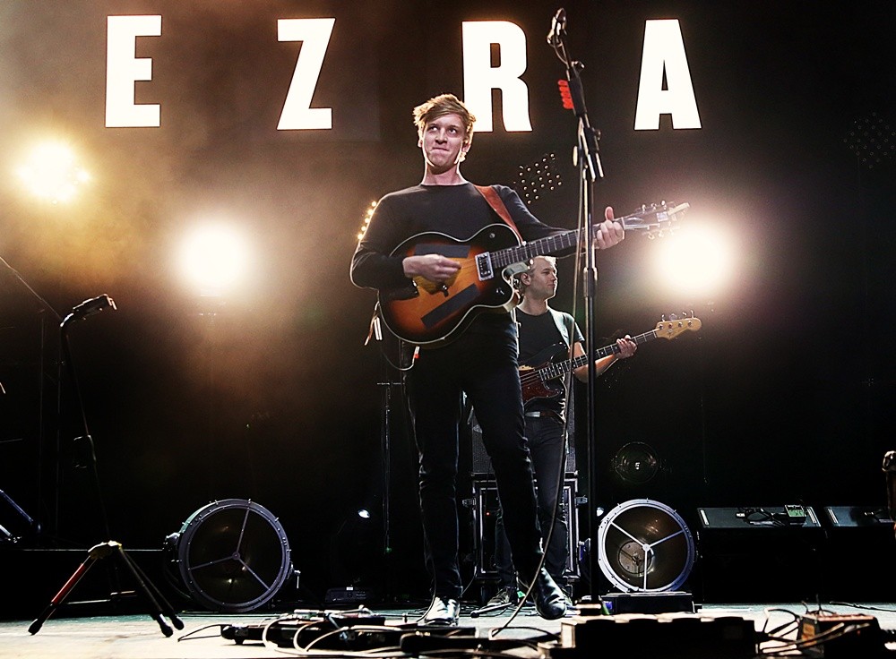 George Ezra Picture 14 - George Ezra Performing Live on Stage