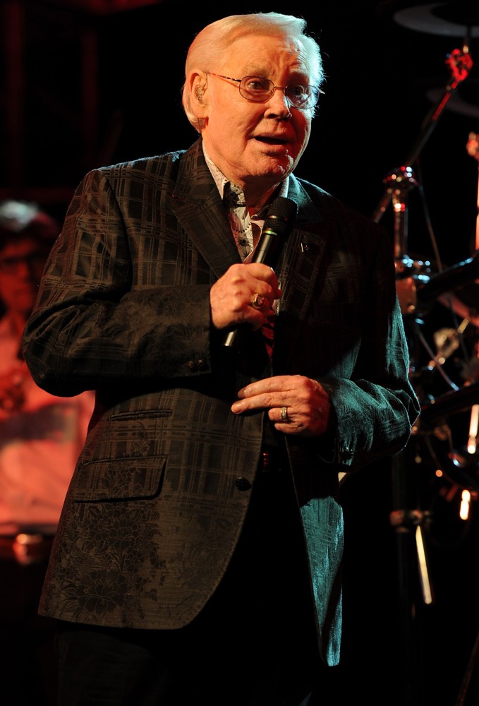 George Jones Picture 7 - George Jones Performs at The Silverton Hotel ...