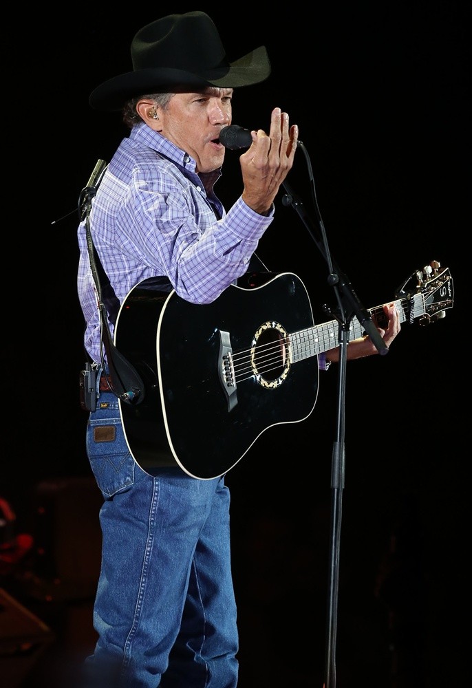 George Strait Picture 1 - George Strait - The Cowboy Rides Away Last Tour