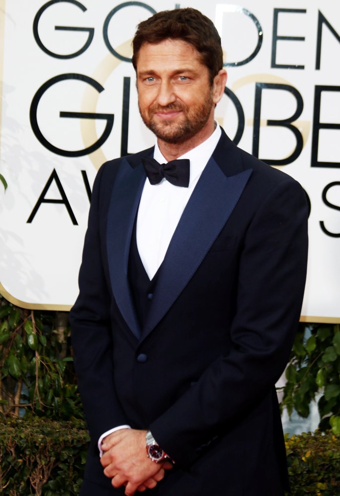 Gerard Butler Picture 197 - Gerard Butler Visits Douglas as A Brand ...